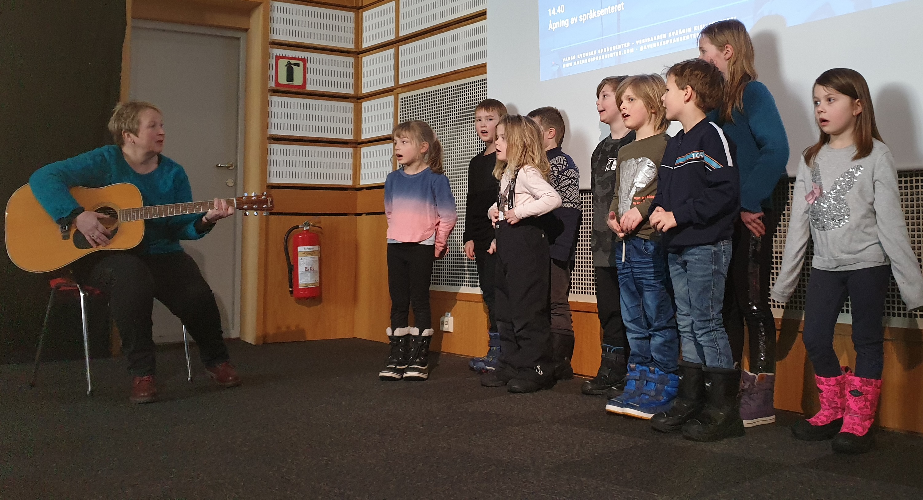 Flinke finskelever underholdt - Ruijan Kaiku