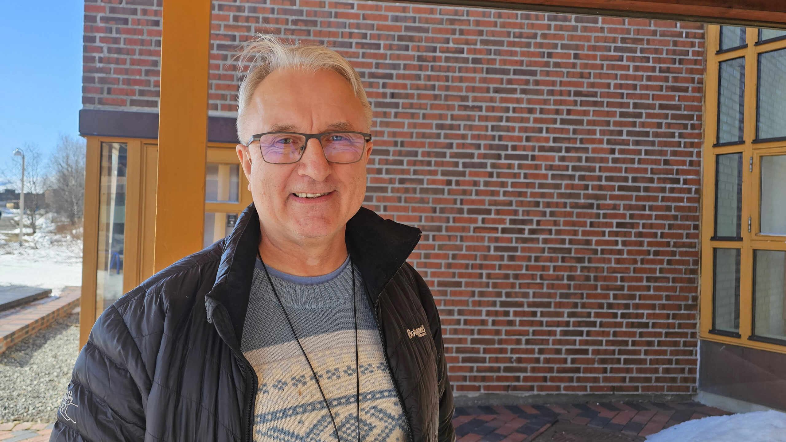 Borch trapper ned - Ruijan Kaiku